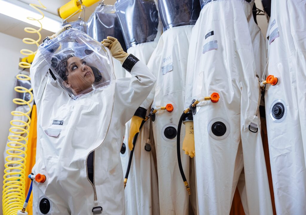 Texas Biomed marks 25 years of safe, maximum containment research ...